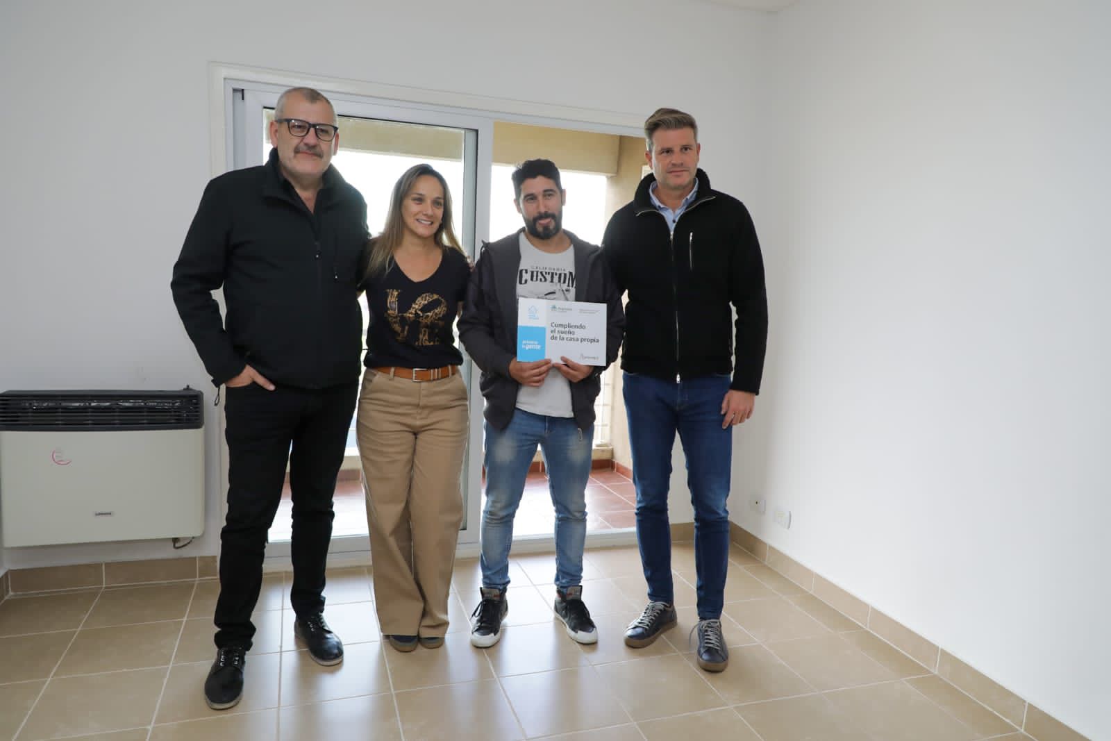 Procrear II: Malena Galmarini junto a autoridades del SGBATOS y del Ministerio de Desarrollo ...